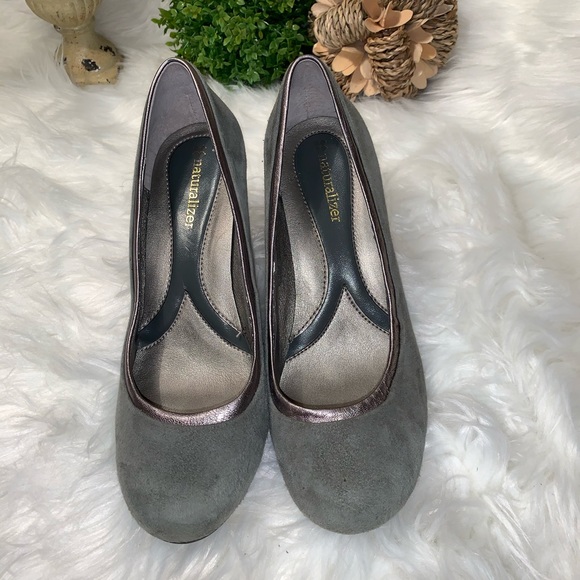 Naturalizer | Shoes | Naturalizer Grey Classic Comfort Heel Size 7 ...
